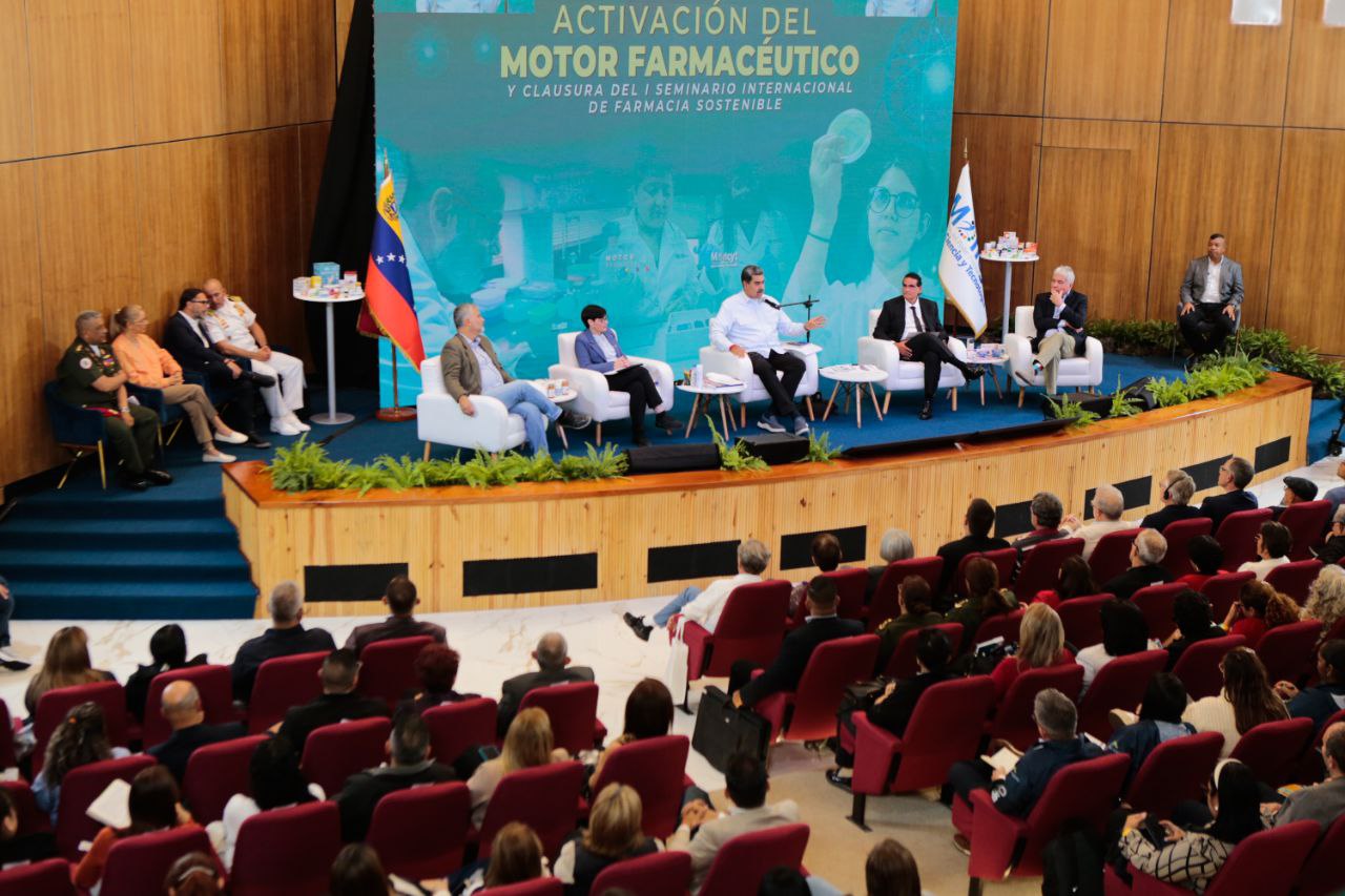 Presidente Nicolás Maduro activa el Motor Farmacéutico para fortalecer ...